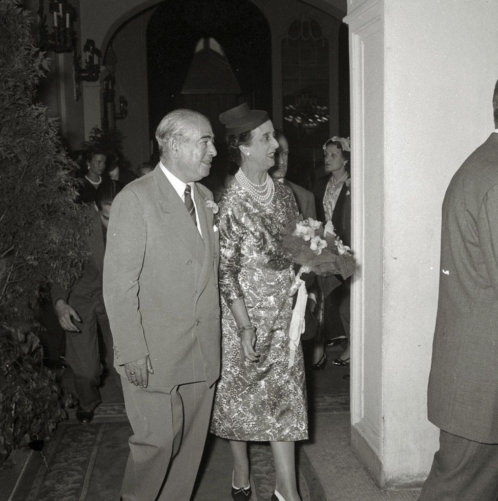 Carmen Polo y Martínez-Valdés Archives - Artxiboa
